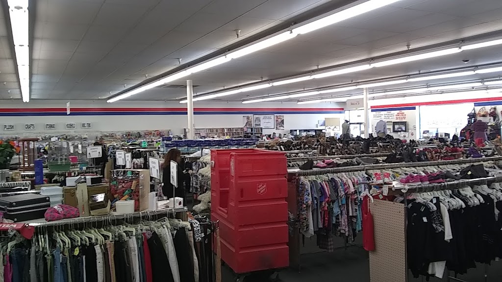 Victor Valley Rescue Mission Super Thrift Store - Victorville, CA 92345 ...