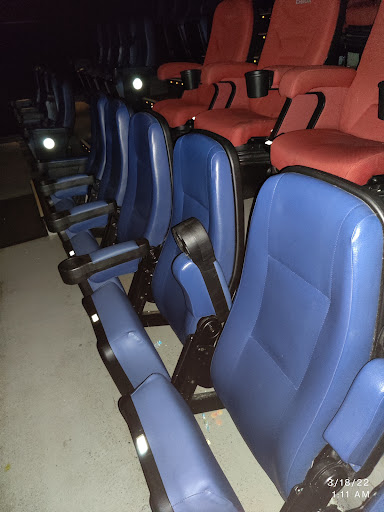 Cineplex Cinemas Metropolis in Metrotown, Burnaby, British Columbia ...