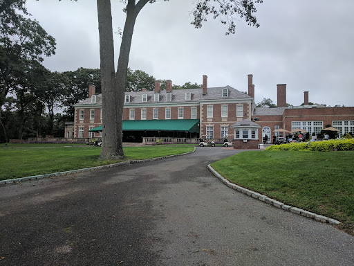 Country Club «Muttontown Golf & Country Club», reviews and photos, 5933 ...