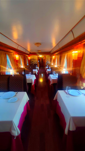 Restaurante Al Andalus Expreso | Un Viaje Al Pasado