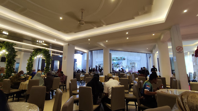 Nelayan Restaurant - Info Jam Buka, Alamat dan Ulasan Pengunjung ...