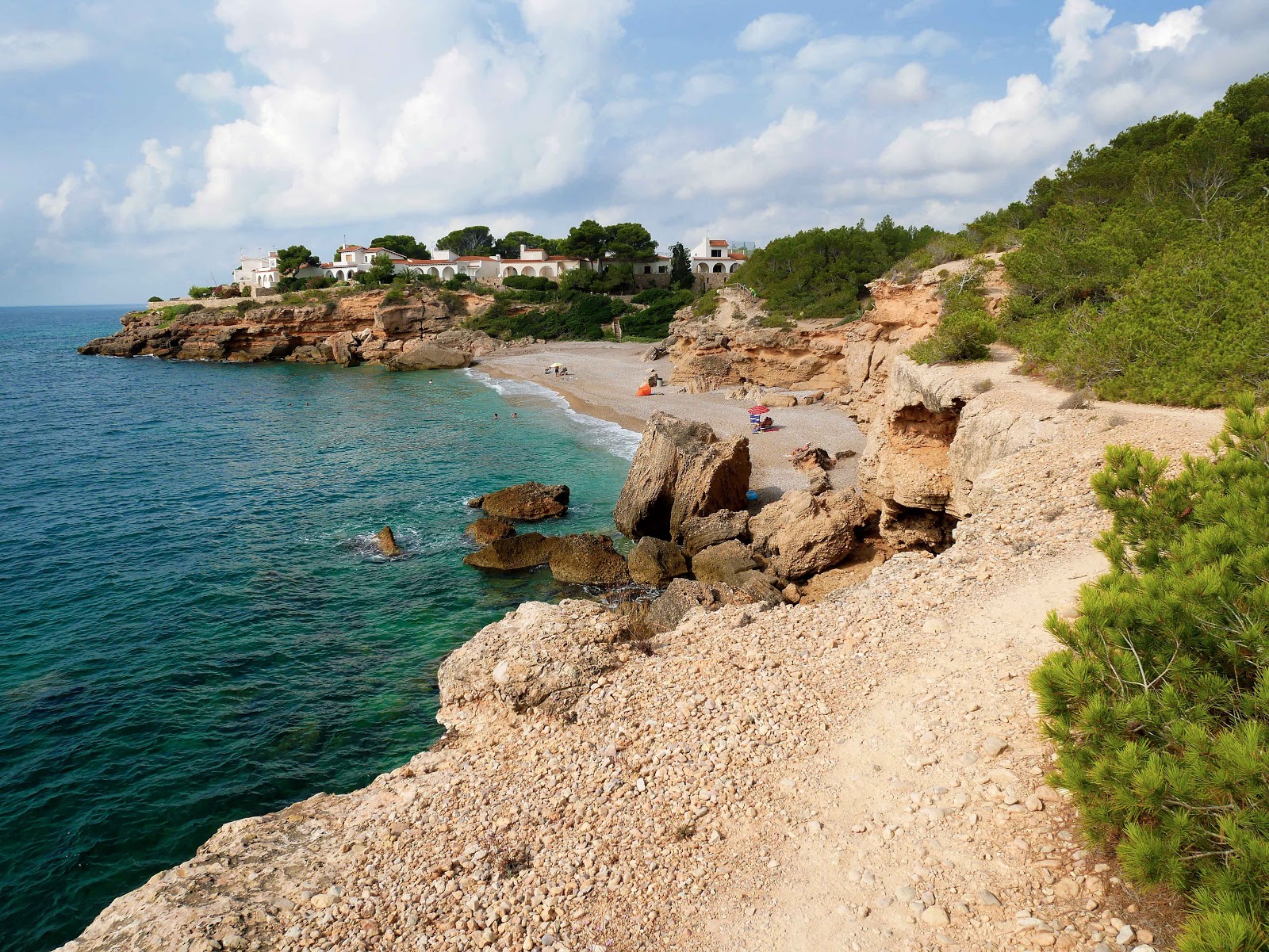 Spiaggia Cala Xelin sulla mappa con foto e recensioni🏖️ BeachSearcher.com