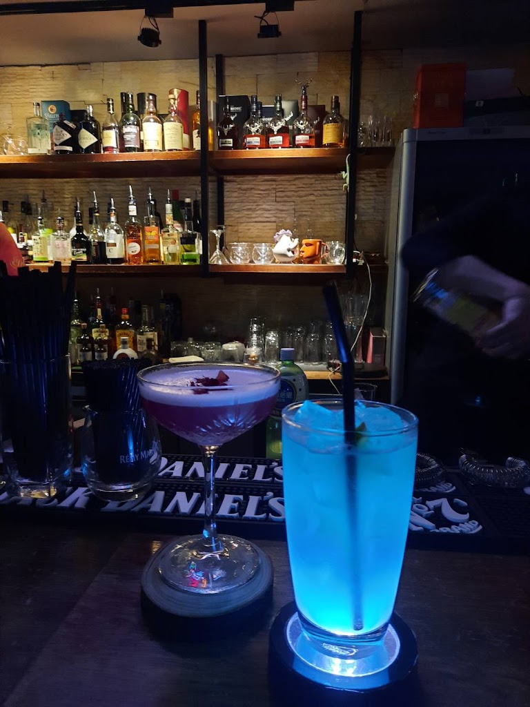 台北市中正區 89 LOOP Sports Bar美式餐酒館/公館酒吧/飛鏢酒吧/中正區酒吧/Bistro/浮誇系調酒/網美酒吧 - 台灣餐廳推薦 手搖推薦 甜點推薦 買一送一 優惠訊息