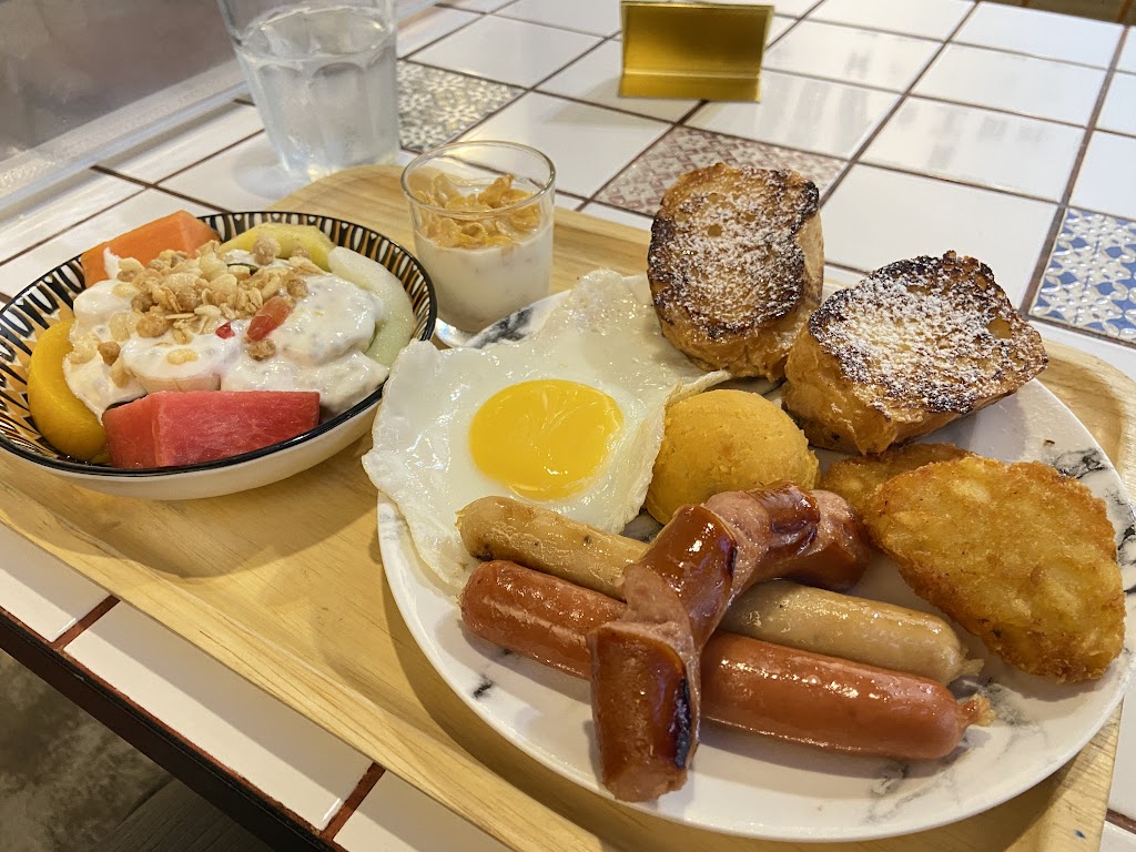 新北市淡水區 初双双早午餐 Brunch & Caf'e - 台灣餐廳推薦 手搖推薦 甜點推薦 買一送一 優惠訊息