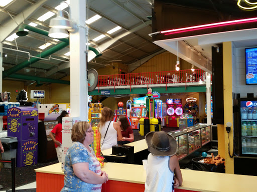 Amusement Park «Magic Mountain Fun Center - East», reviews and photos ...