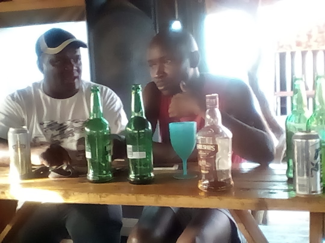 Disofeng Pub & Grill in the city Brits