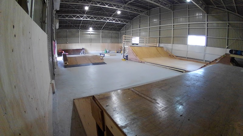 Skate gym (茨城県結城市大木 スケートボード場) - グルコミ