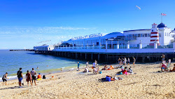 Clacton beach 🏖️ Essex, United Kingdom - detailed features, map, photos