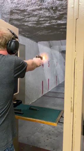 Bullseye Gun And Indoor Gun Range in Oak Haven, Jacksonville, Florida ...