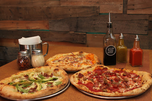 Restaurante 450 Grados "Pizza a la Leña", México en Nogales