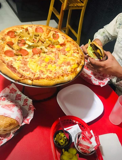 Restaurante Cheese Pizza Plaza Guadalupe en Aguascalientes