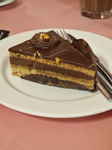 Restaurante Confiteria Rialto en Oviedo