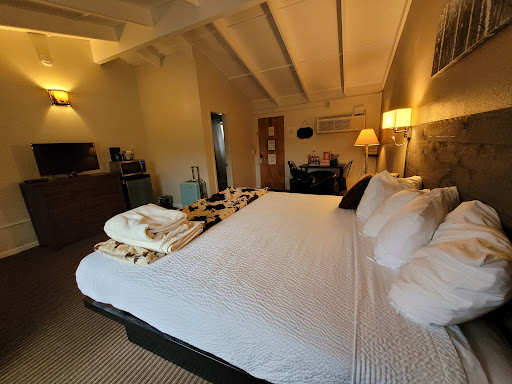 Alpine Trail Ridge Inn: Estes Park Hotels