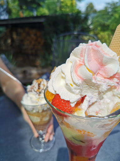 Heide-Café - Locations from All Over the World