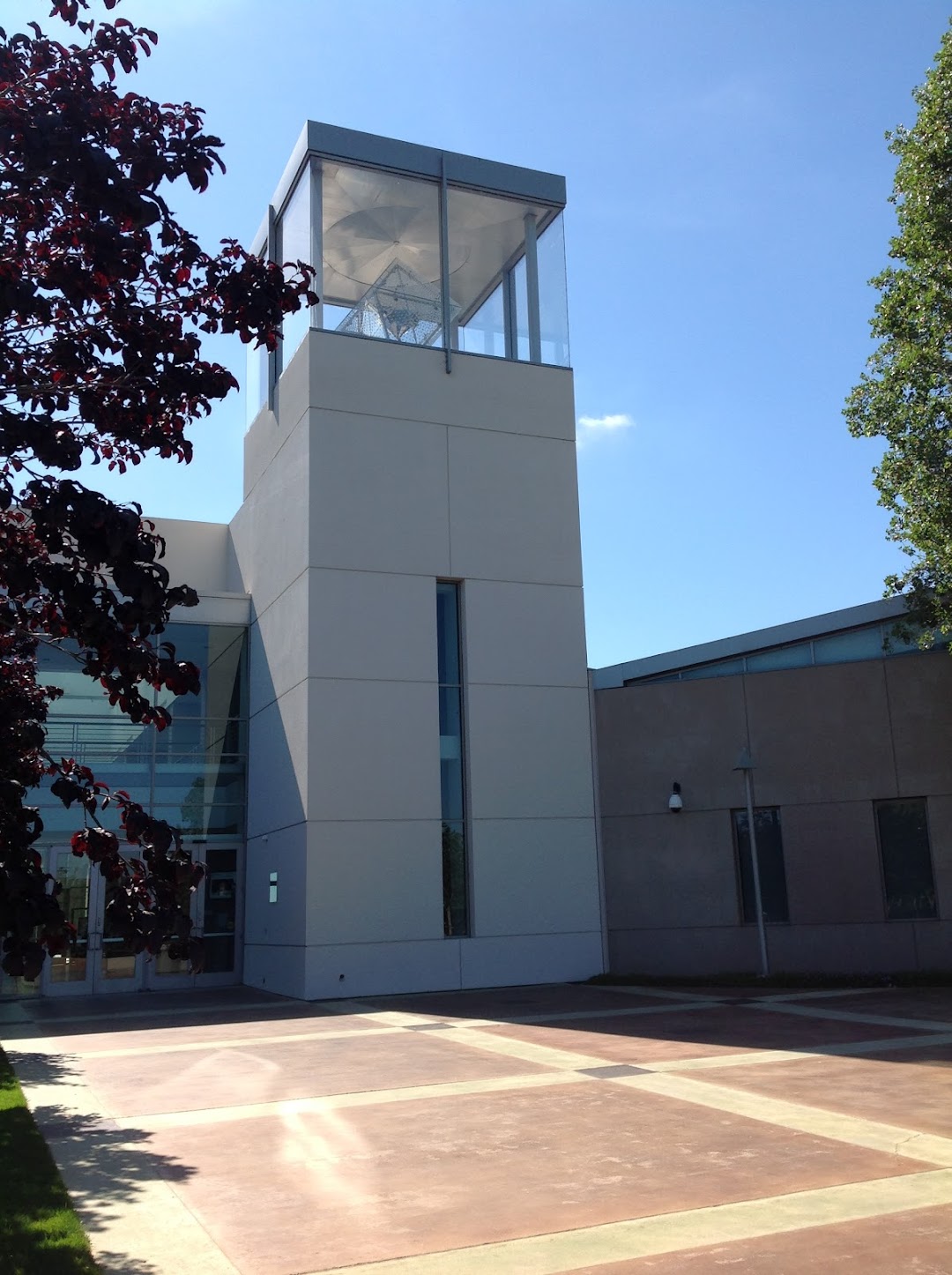 GIA (Gemological Institute of America) Laboratory in the city Carlsbad