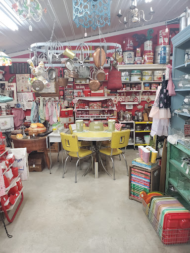 Arkansas Peddlers Antique Mall - AZexplained