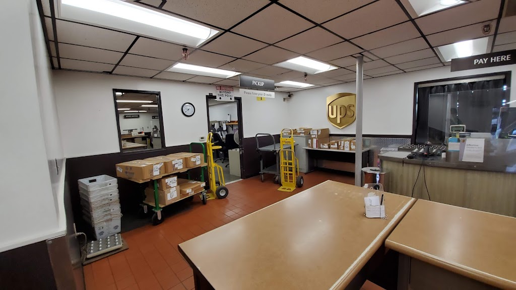 UPS Customer Center - Sunnyvale, CA 94089 - Location, Reviews, Hours ...