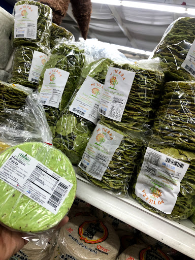 Mex-Mart in Eastern Division, Laredo, Texas - Zaubee