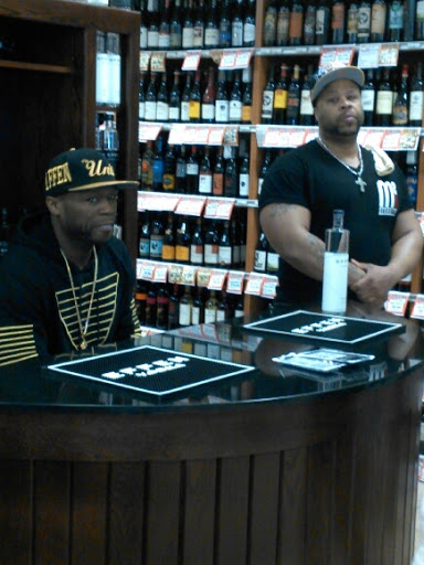 Shopping Mall «New Horizons Shopping Mall», reviews and photos, 961 E ...