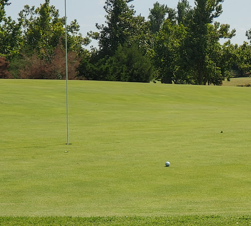 Private Golf Course «Moore Golf Course», reviews and photos, 920 SW ...