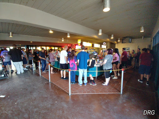 Drive-in Movie Theater «Vali-Hi Drive-In», reviews and photos, 11260 ...