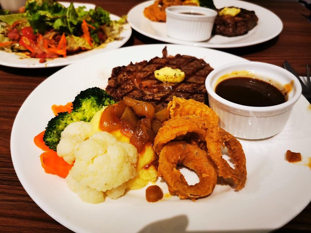 Howdy Grillhouse Saradise di bandar Kuching