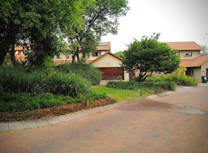 Thulabos Private Estate in the city Sandton