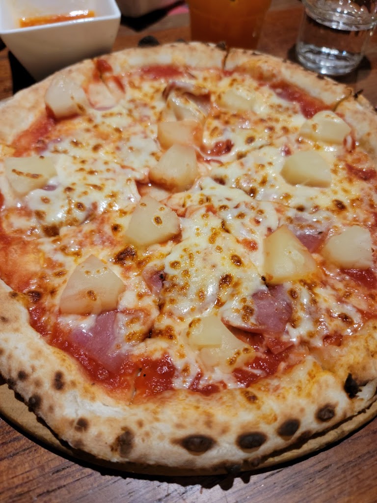 台北市信義區 薄多義Bite 2 Eat 義式手工披薩 - 台北ATT4FUN店 - 台灣餐廳推薦 手搖推薦 甜點推薦 買一送一 優惠訊息