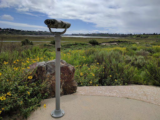 Nature Preserve «Peter and Mary Muth Interpretive Center», reviews and ...