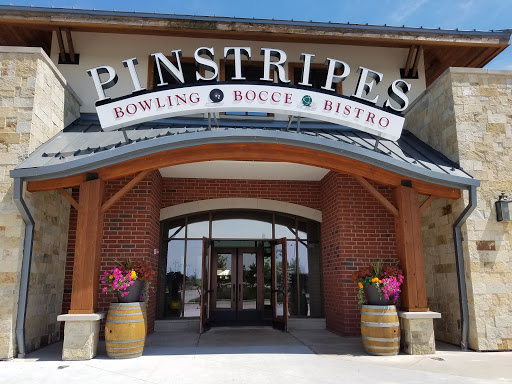 American Restaurant «Pinstripes», reviews and photos, 100 W Higgins Rd ...