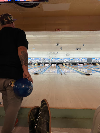 Bowling Alley «Pikeside Bowl», reviews and photos, 3485 Winchester Ave ...