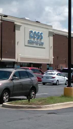 Outlet Mall «Hechinger Mall», reviews and photos, 1518 Benning Rd NE ...