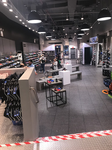 Sporting Goods Store «Paragon Sports», reviews and photos, 867 Broadway ...