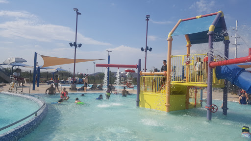Foothills Recreation & Aquatics Center in Arrowhead Ranch, Glendale ...