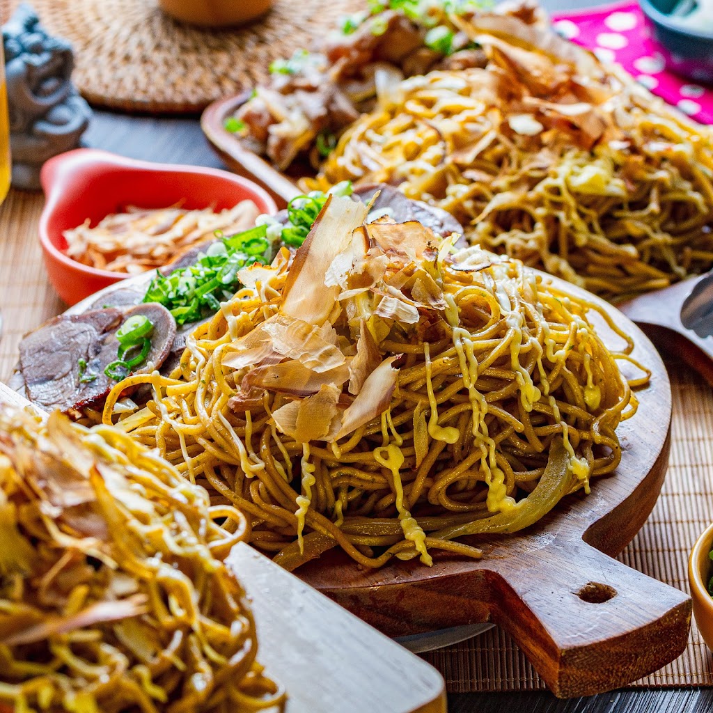 台北市南港區 【翻麵Turn Noodle】日式炒麵專賣店 ｜餐盒｜外帶｜外送 - 台灣餐廳推薦 手搖推薦 甜點推薦 買一送一 優惠訊息