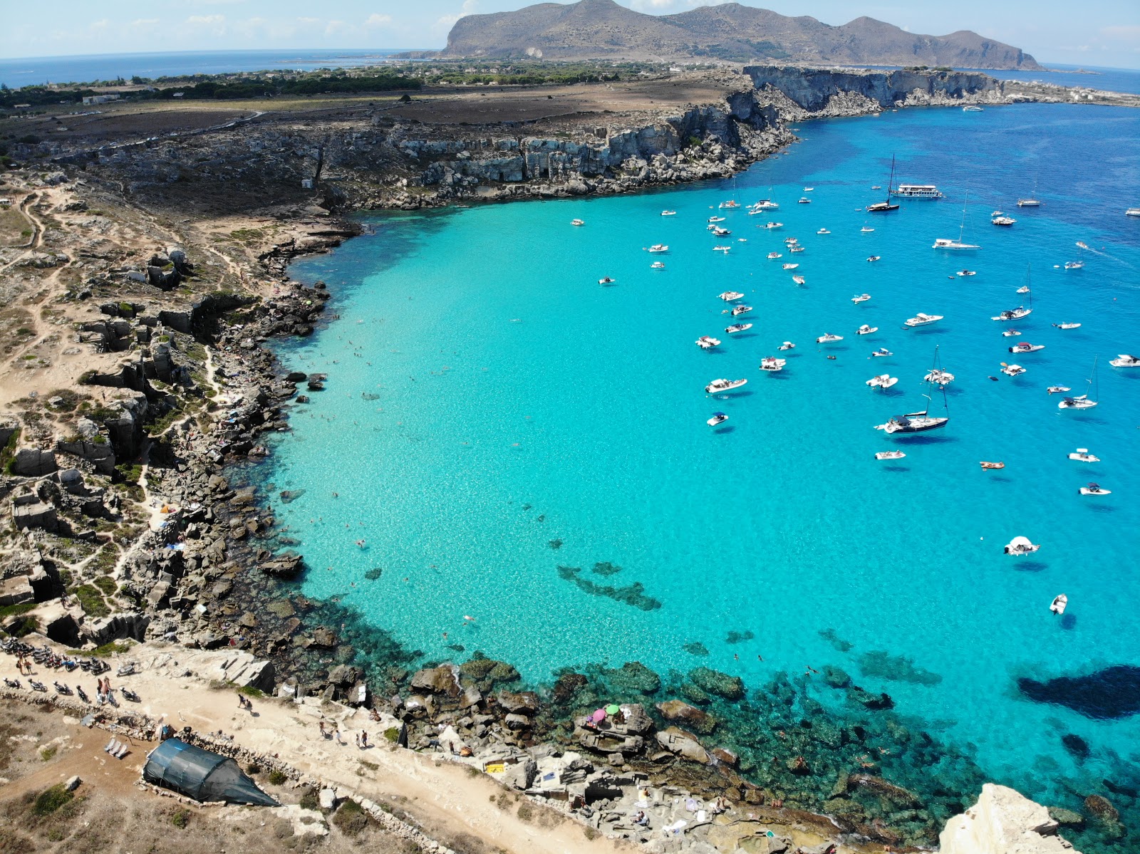 Spiaggia Di Cala Rossa 🏖️ Corso, Otok Favignana, Italija - podrobne ...