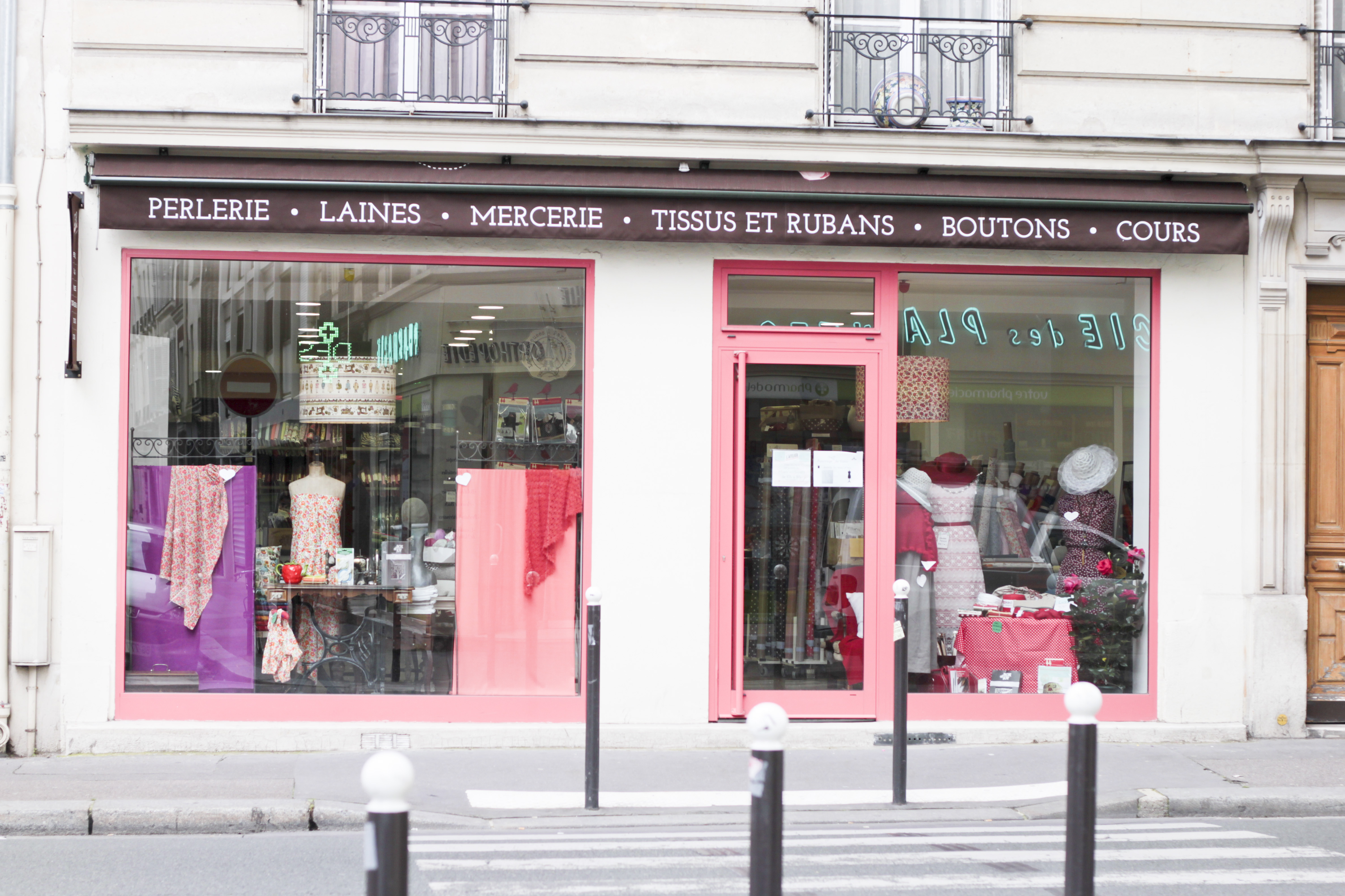 Mercerie Atelier de la création – Autour de moi