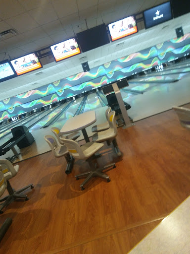 Bowling Alley «Northside Lanes», reviews and photos, 6 Richards Ave ...