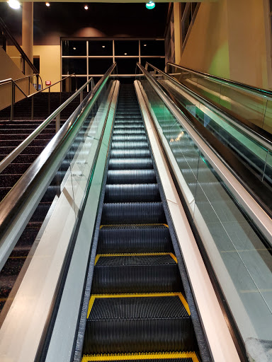 Movie Theater «AMC Centerpoint 11», reviews and photos, 730 S Mill Ave ...