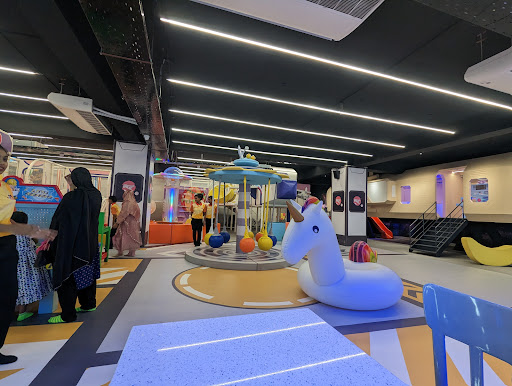 Shimanto Square - Dhaka, - Zaubee