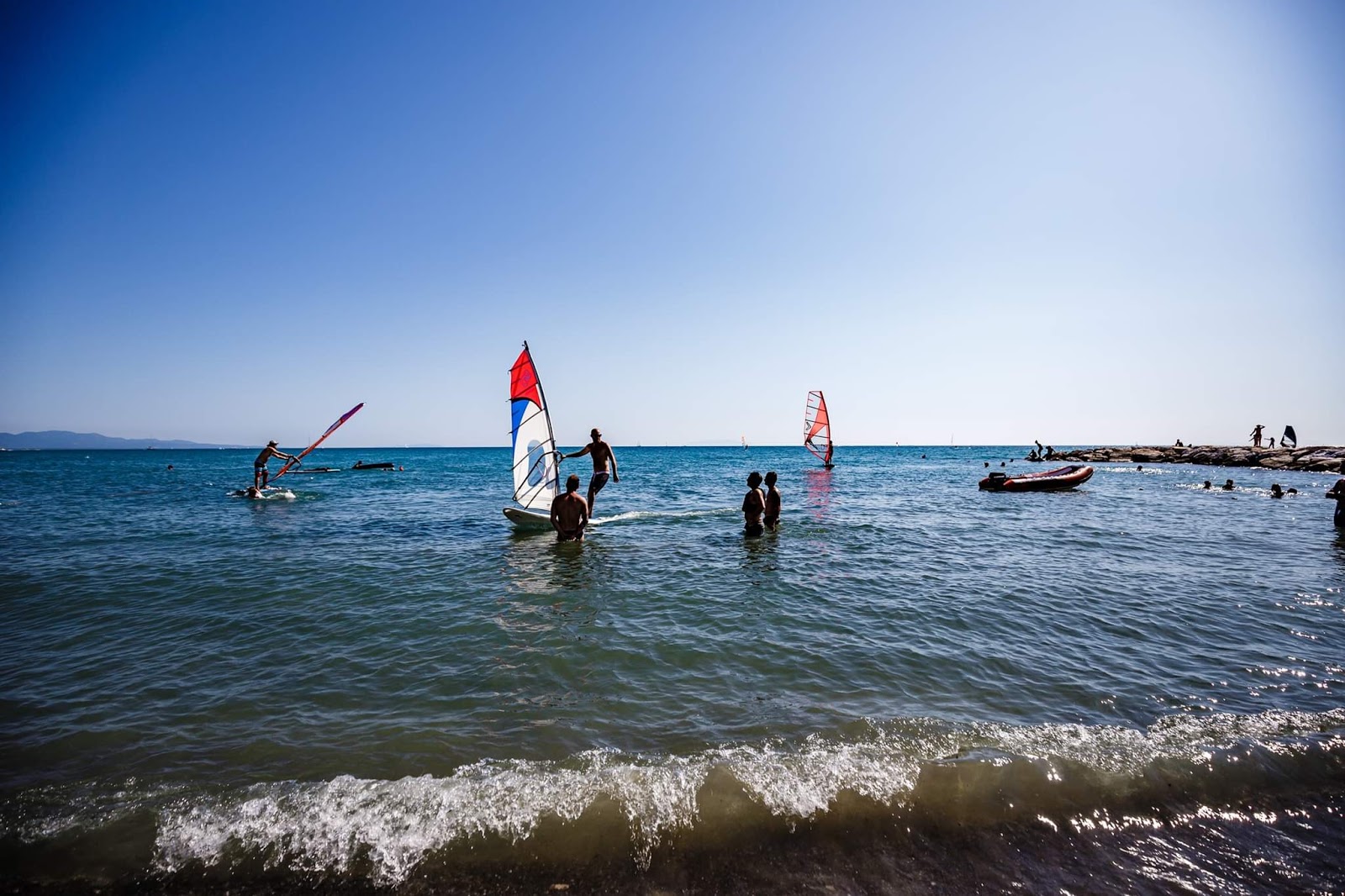 Bau beach 🏖️ Mazzanta, Livorno, Italia - caratteristiche dettagliate ...