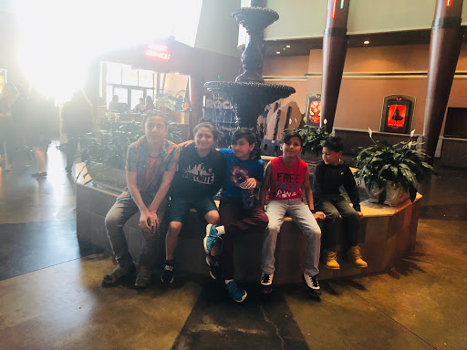 Movie Theater «Malco Roxy Smyrna Cinema», reviews and photos, 100 Movie ...