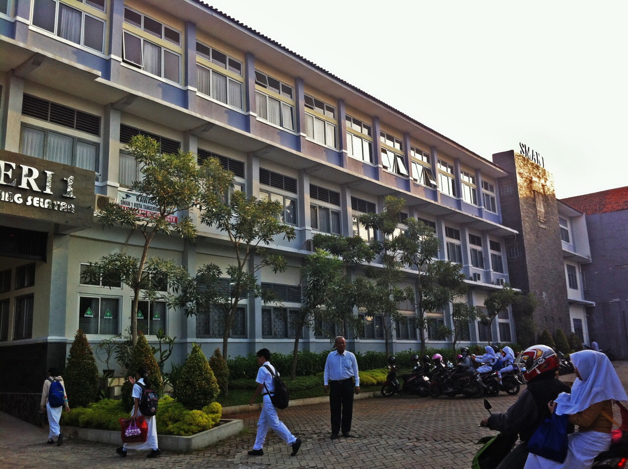 Profil SMAN 1 Kota Tangerang Selatan, Kota Tangerang Selatan (PPDB ...