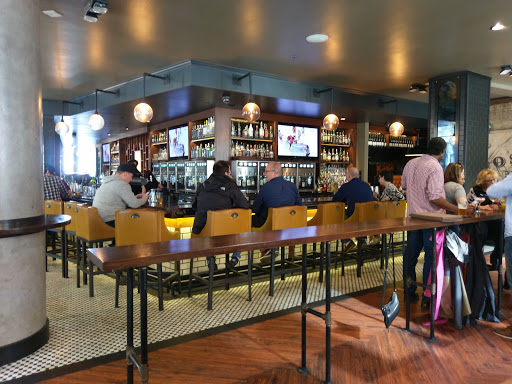New England Restaurant «Bostonia Public House», reviews and photos, 131 ...