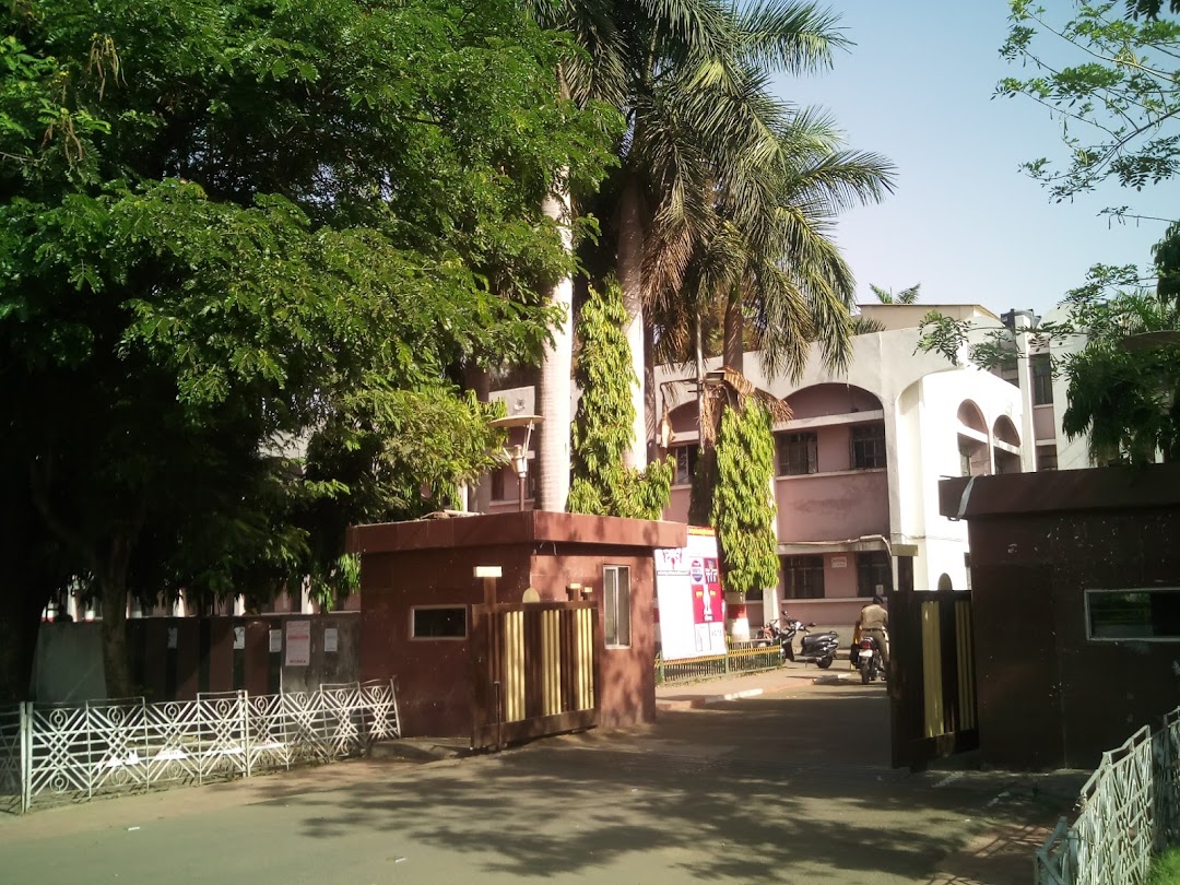 DRM OFFICE BHOPAL in the city Bhopal