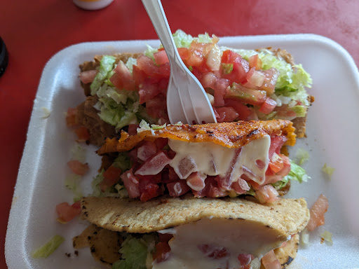 Restaurante Tacos El Porfis en Nogales