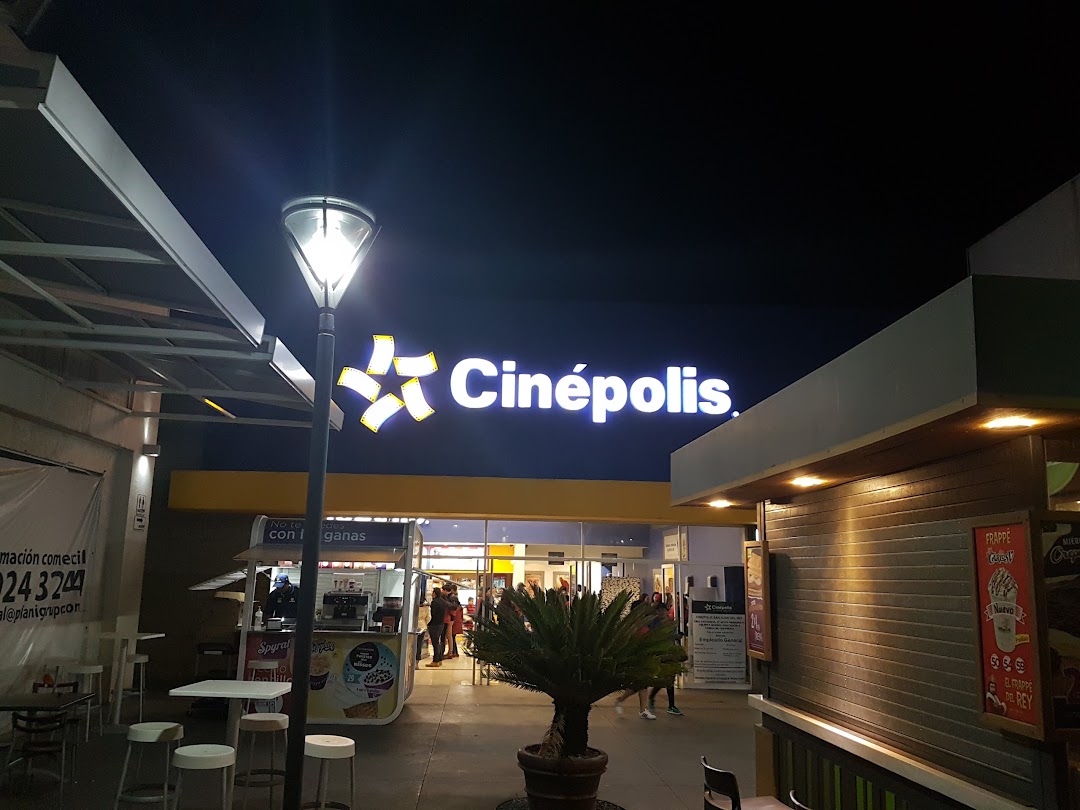 Cinépolis San Juan del Río en la ciudad San Juan del Río