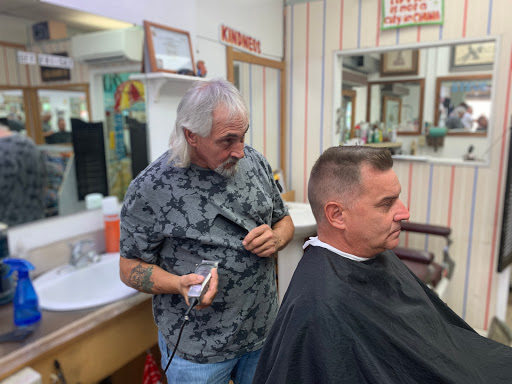 Brentwood Barber Shop in Disston Heights, St. Petersburg, Florida - Zaubee