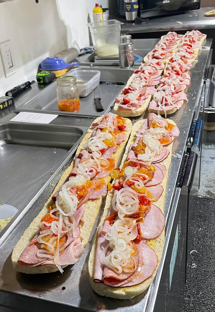 Cosmo’s Kitchen - Clarksburg, WV 26301 - Menu, Hours, Reviews and Contact