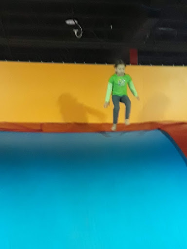 Amusement Center «Jumpoline Family Fun Center», reviews and photos ...